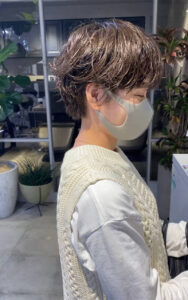 マッシュショートパーマ｜表参道美容室 yiye（ヤイエ）スタイリスト小俣 恭平のヘアスタイル - LALA HAIR [ララヘア]