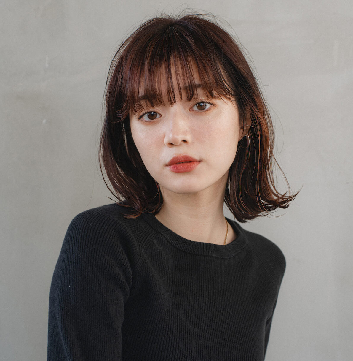 インナーカラー外ハネボブ｜i+toeスタイリスト Yuhei Chibaのヘアスタイル - LALA HAIR [ララヘア]